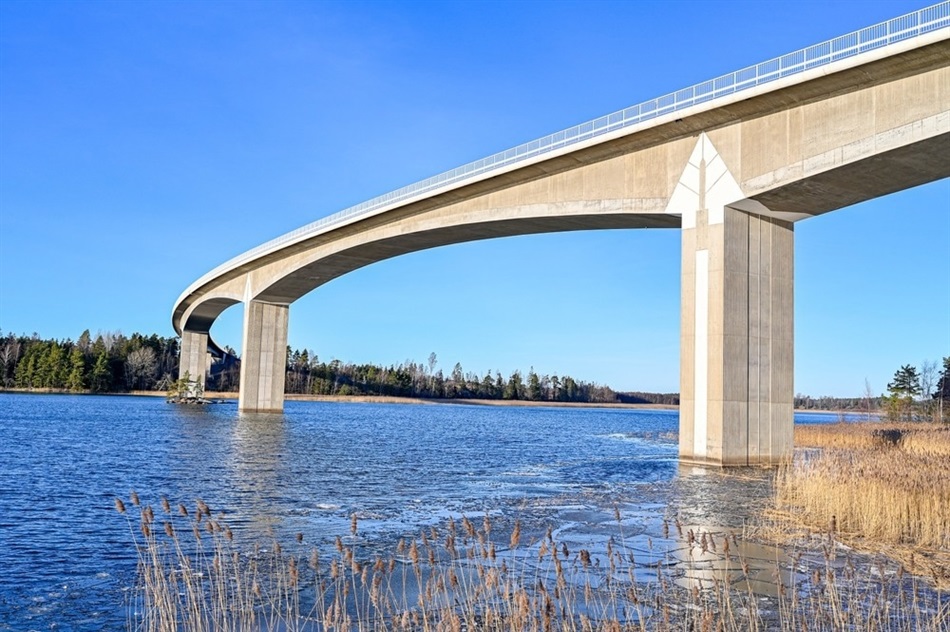 The Main Bridge Types and Their Structural Design
